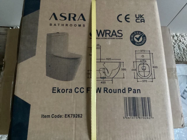 WHITE BACK TO Wall Toilet. Close Coupled, Rimless With Soft Close Seat ...