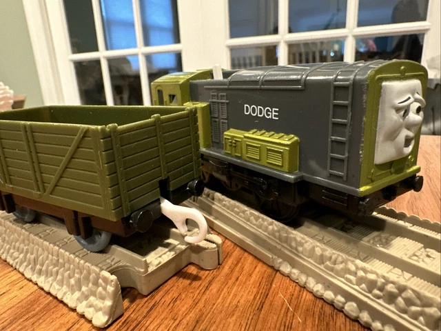 THOMAS & FRIENDS TrackMaster Motorized DODGE with Cargo Car 2009 USA ...