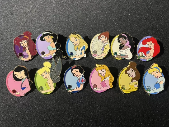 RARE SÉRIE COMPLÈTE Pin’s Disney 12 Mois de l’année Princess Premiere ...