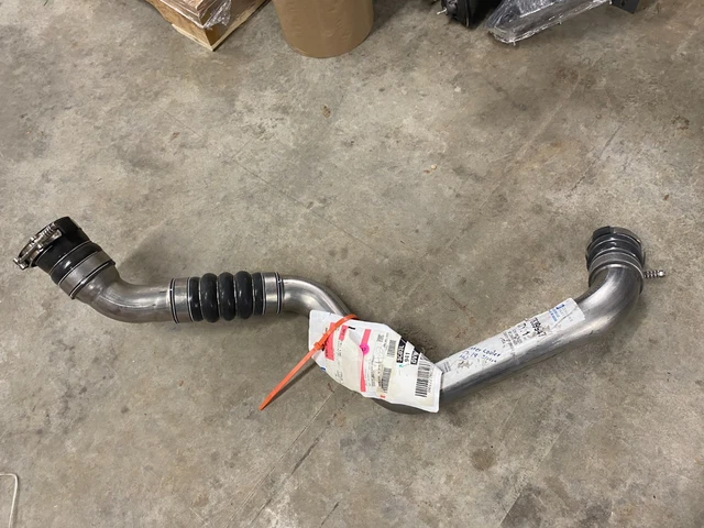 GM OEM 17-19 Sierra 2500 Cooling Intercooler Inlet Duct Intake Tube ...