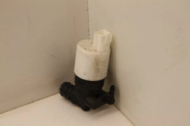 LAVE-GLACE POMPE AVANT Volvo S60 II (FS) 2011 BK2117K624BA|31214898 EUR ...