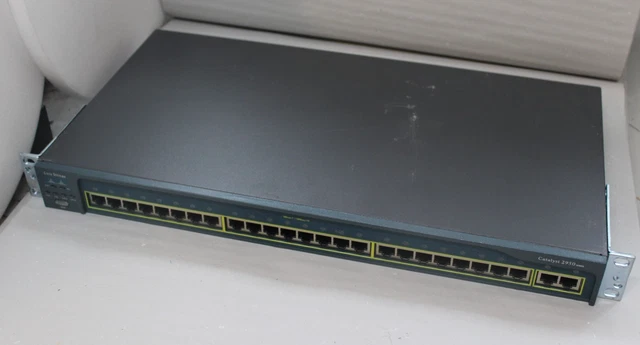 CISCO CATALYST 2950 series WS-C2950T-24 24-Port 10/100 EUR 25,00 ...