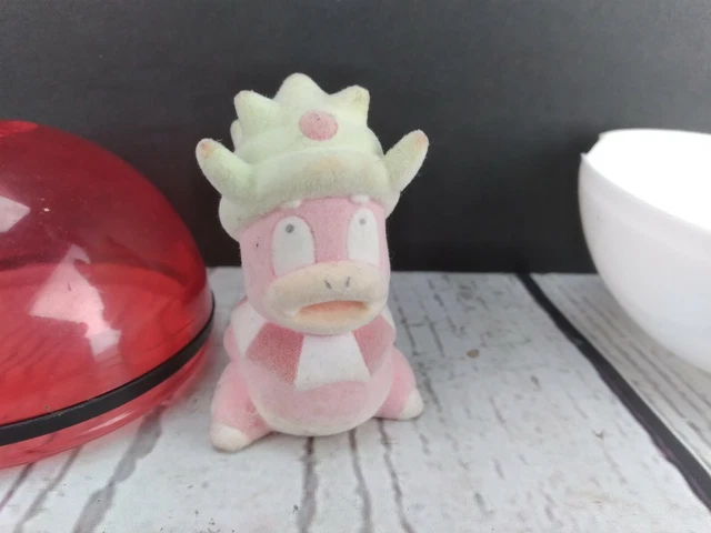 VINTAGE 1999 BANPRESTO Pokemon Fuzzy Galarian Slowking Figure With Ball ...