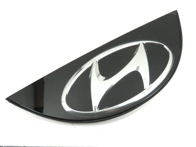 GENUINE NEW HYUNDAI TUCSON REAR BADGE Boot Emblem For 2021+ CRDi ...