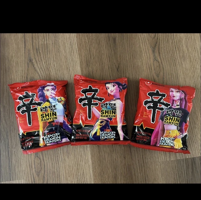 3PK KPOP DEMON Hunters SHIN Ramyun Ramen Huntrix Rumi Zoey Mira golden ...