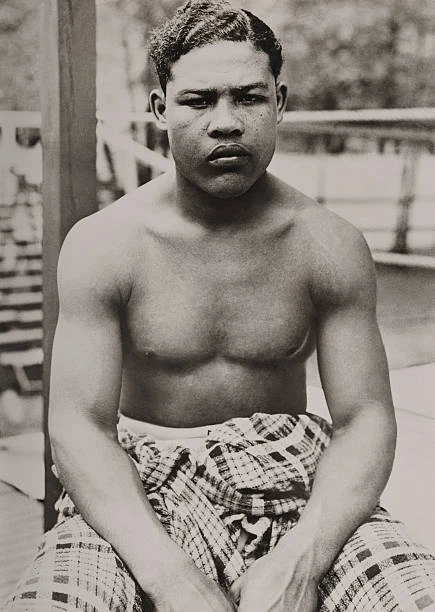 AMERICAN HEAYWEIGHT BOXING champion Joe Louis training camp circa ...