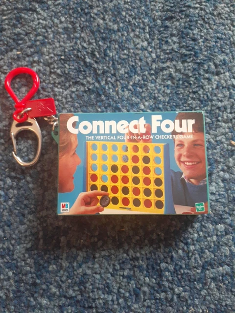 HASBRO GAMING CONNECT 4 Keychain Game Mini Original Gameplay 2000 ...