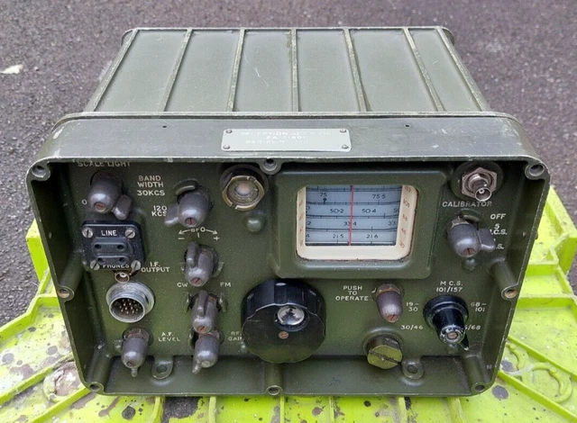 R216 ARMY RADIO VHF receiver Daimler Ferret Larkspur Clansman £199.00 ...