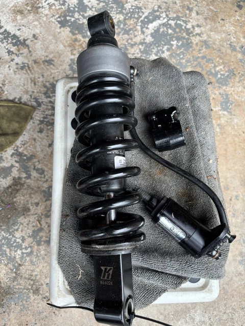 HARLEY DAVIDSON M8 Softail Rear Shock £52.72 - PicClick UK