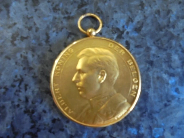 BELLE MÉDAILLE SANS ruban roi albert 8-10-1922 EUR 25,00 - PicClick DE