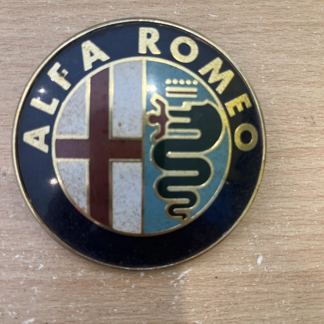 ORIGINAL ALFA ROMEO Badge Logo Boot Bonnet Emblem 74mm 2 Pins 6059 ...