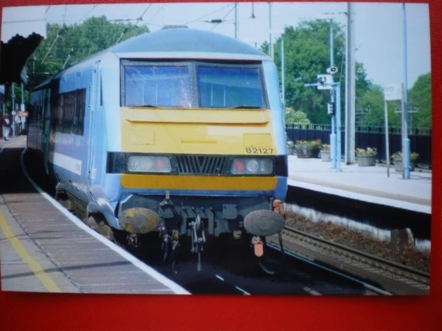 PHOTO DVT Loco No 82127 (V2) In National Express Livery £0.99 - PicClick UK