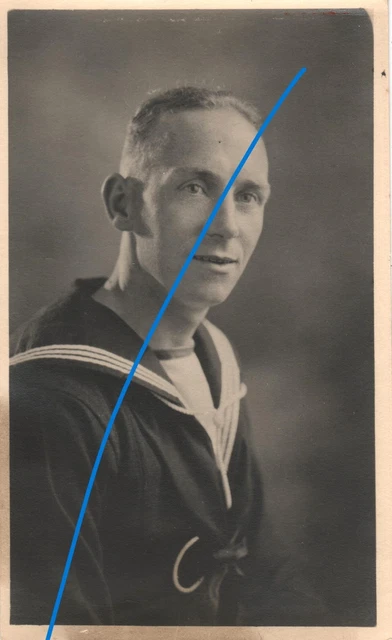 WW2 SAILOR ROYAL Navy in naval rig 1940 £6.99 - PicClick UK