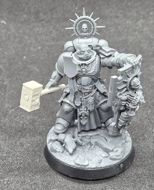 WARHAMMER 40K PRIMARIS Space Marine Captain Indomitus Starter Box 40. ...