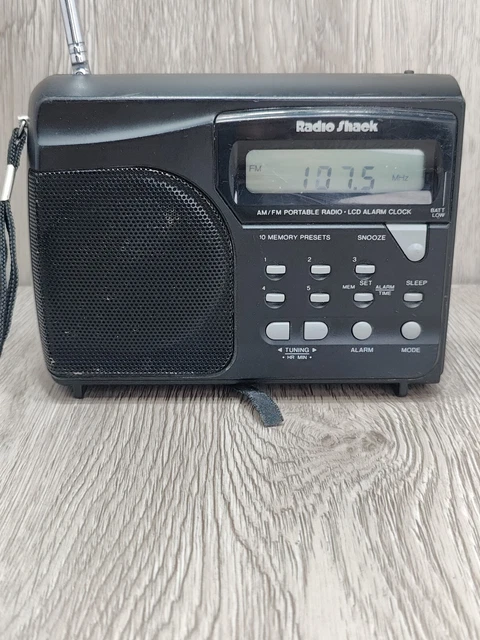 VINTAGE RADIO SHACK Realistic Model 12-626 AM FM Radio Alarm Clock LCD ...