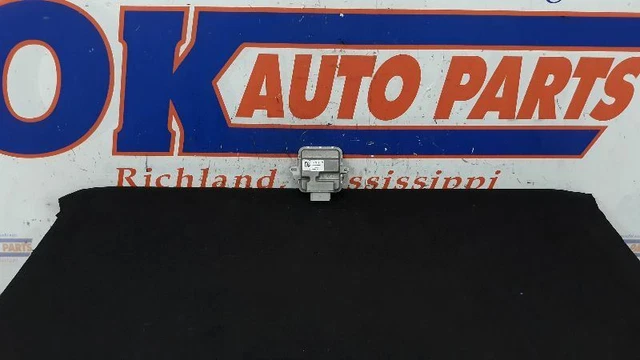 18 CHEVY SILVERADO 1500 Oem Fuel Pump Control Module 23382215 £48.43 ...