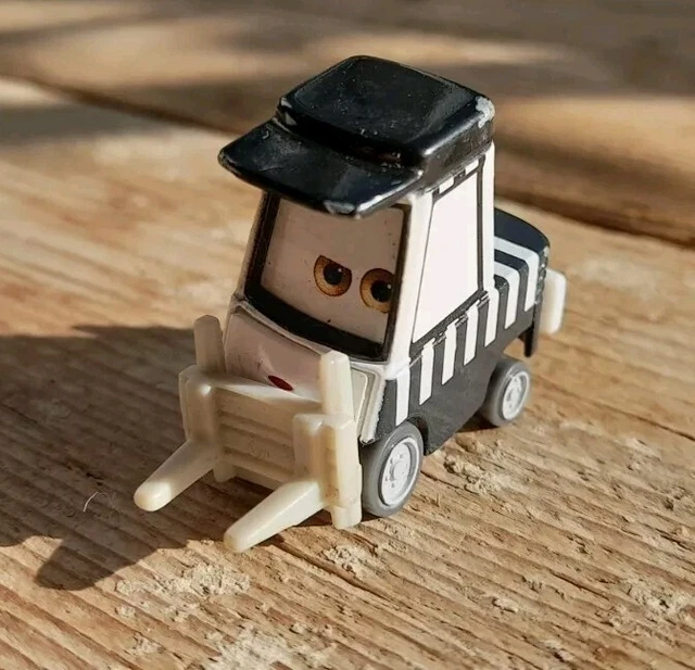 DISNEY PIXAR CARS REFEREE REF PITTY TOON 1:55 DIECAST TOKYO DRIFT MATER ...