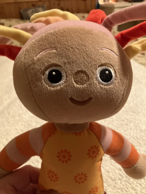 IN THE NIGHT Garden Snuggly Baby Soft Toy Upsey Daisy £6.00 - PicClick UK