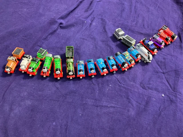 THOMAS THE TANK Engine and Friends Die Cast Trains Bundle £18.00 ...