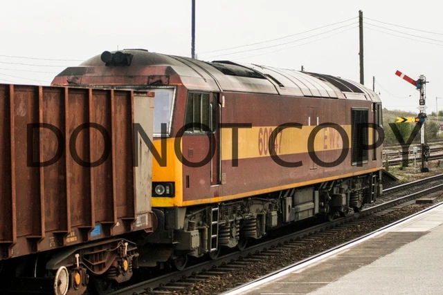 UK DIESEL TRAIN Railway Photograph Of Class 60 60047 Loco. Rm60-242 £1. ...
