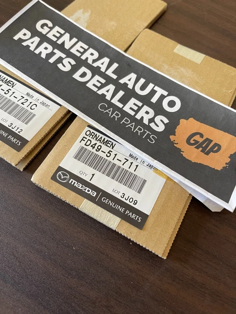 GENUINE MAZDA OEM Rx-7 Rx7 Fd3S Fc3S Fc3C Rear Emblem Set Badge ...