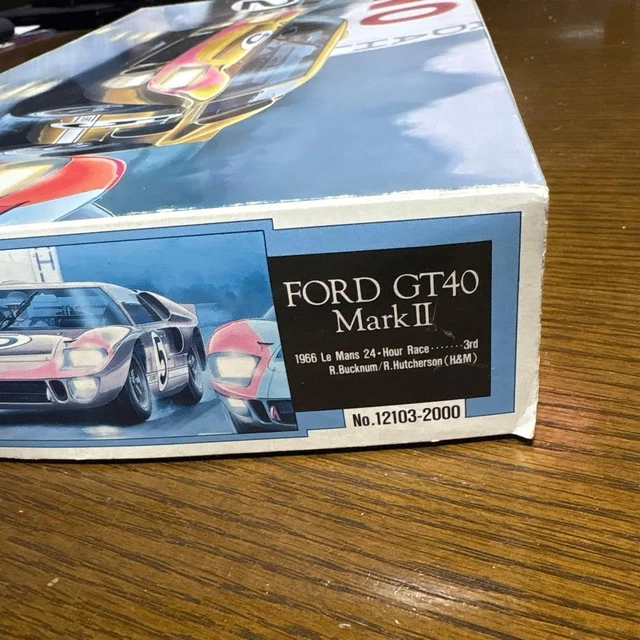 FUJIMI MASSSTAB 1:24 Modellbausatz Ford GT40 Mark II 1966 Le Mans Race ...