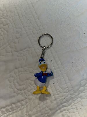 WALT DISNEY CLASSIC Donald Duck Figural PVC Key Ring Key Chain NEW ...