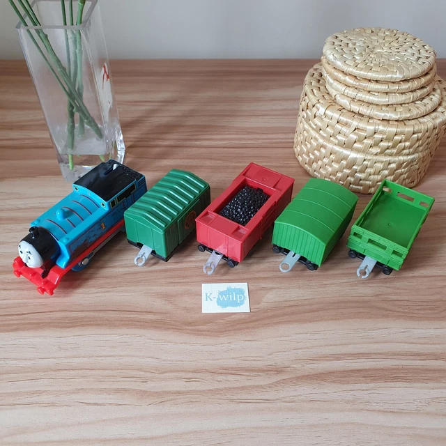 THOMAS AND FRIENDS - Trackmaster Mud Splattered Thomas and 4 x ...