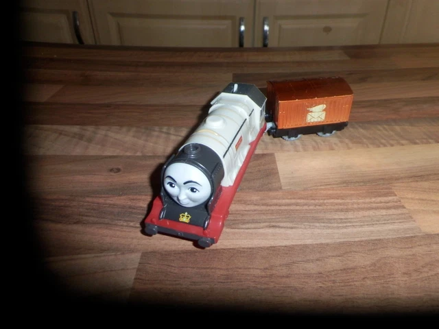 THOMAS AND FRIENDS Trackmaster Revolution motorised Trackmaster Duchess ...