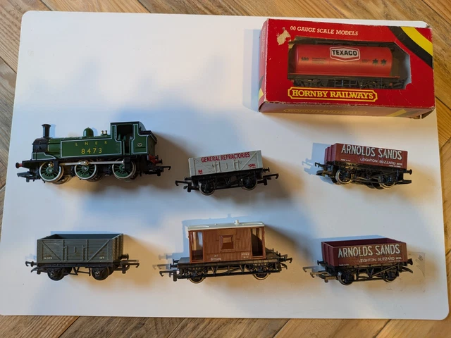 HORNBY LNER 8473 with Trucks, Guard carriage And Texaco Tank Wagon £2. ...