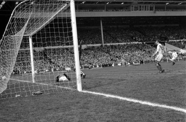 LEEDS UNITED GOALKEEPER Gary Sprake Sprawls On The Ground As H- 1970 ...