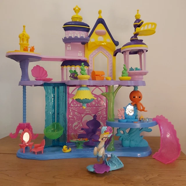 MY LITTLE PONY Canterlot and Seaquestria Castle Playset £19.99 ...