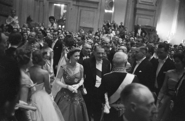 QUEEN ELIZABETH II Goes To The Opera France, Paris 1957 Old Photo $7.65 ...