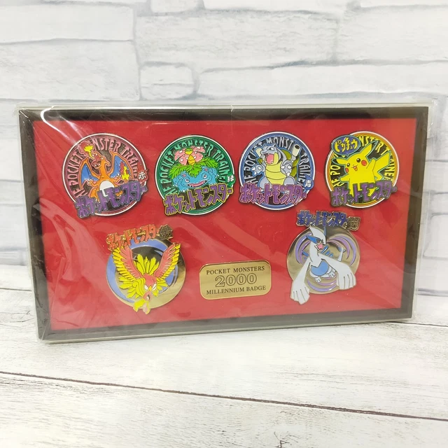 2000 PINS MILLENNIUM Badge Japanese Charizard Pikachu Ho-oh Lugia ...
