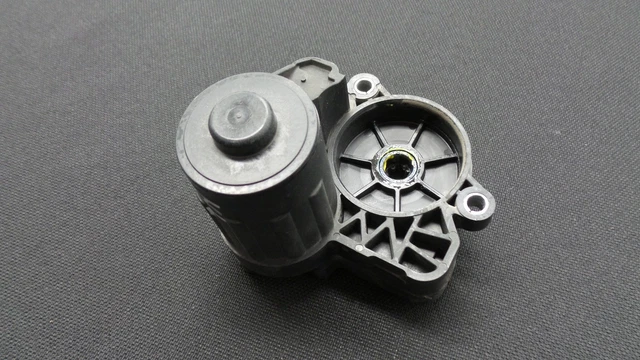 AUDI TT TTS 8S A3 S3 8V VW Golf VII 5G Stellmotor Feststellbremse HL ...