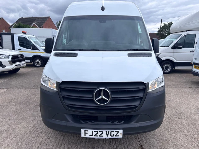 2022 MERCEDES-BENZ SPRINTER 3.5t H2 Progressive lwb Van PANEL VAN ...