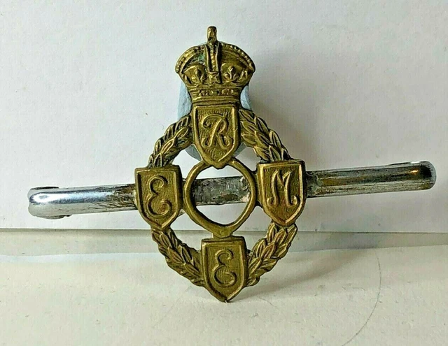 WW2 REME ROYAL electrical Mechanical Engineers Gilt & Chrome Sweetheart ...