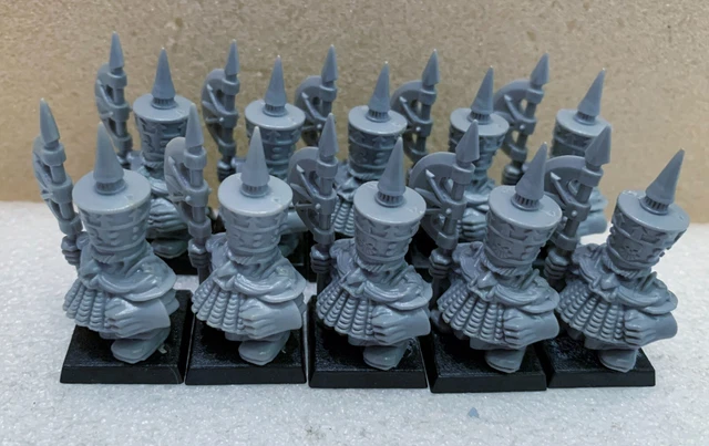 WARHAMMER FANTASY CHAOS Nani plastica caos nani con asce x10 EUR 1,40 ...