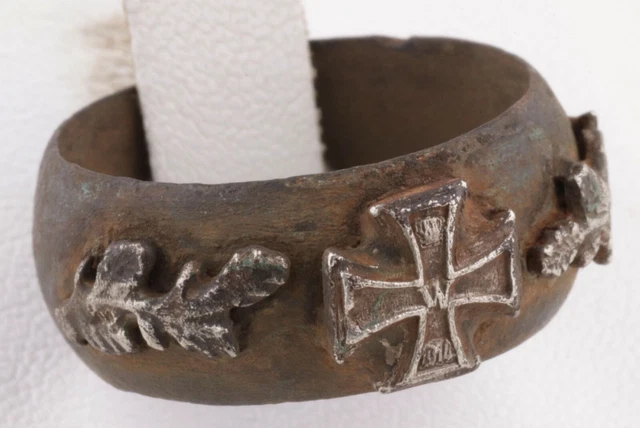 WW2 GERMAN RING IRON Cross WWII ww1 WWI GERMANY Trench ART 1914-1918 ...