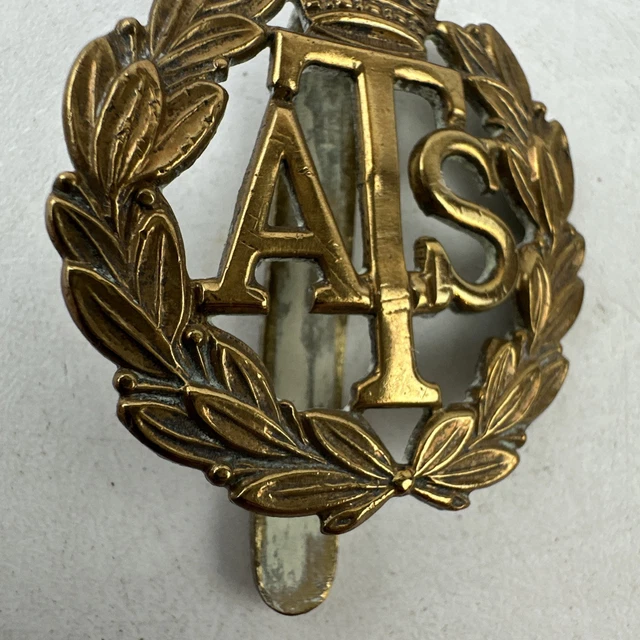 GENUINE WW2 ATS Auxiliary Territorial Service Cap Badge And WVS PIN ...