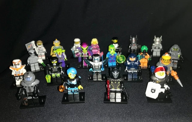 LEGO MINIFIGURES COLLECTION. Lot de 22 minifigs espace, science-fiction ...