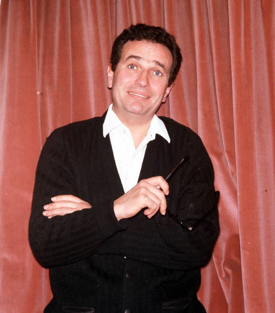 COMEDIAN MICHAEL BENTINE who was part of the BBC radio show the Go- Old ...