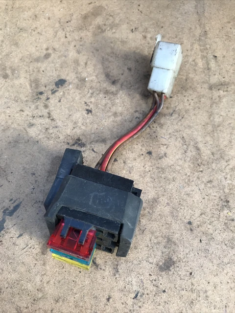 YAMAHA RD500LC RZ 500 LC Ypvs Fuse Box £30.00 - PicClick UK