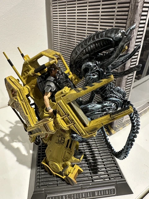 ALIENS POWER LOADER Model Colonial Marines Limited Edition Figure. Rare ...