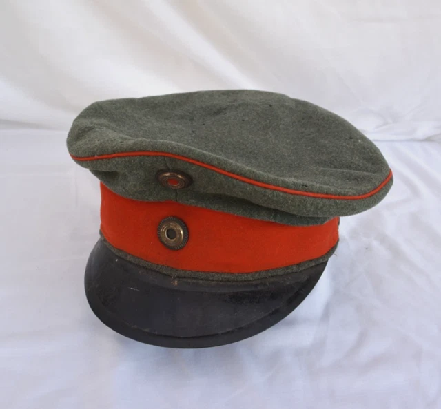 ORIGINAL WW1 GERMAN Infantry Officers Model 1915 Peaked Cap £280.00 ...