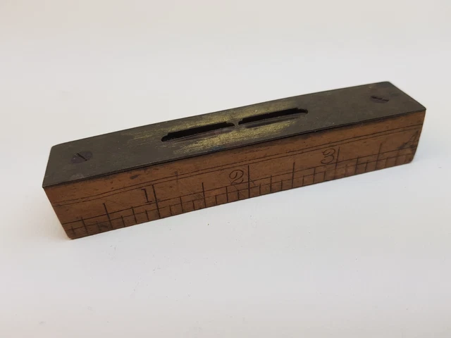 ANTIQUE HARDWOOD 4 Inch Level and Ruler Made in London Warranted FREE ...