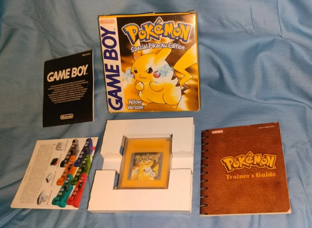 NINTENDO GAME BOY Game Pokemon Yellow Version Boxed & Complete EUR PAL ...