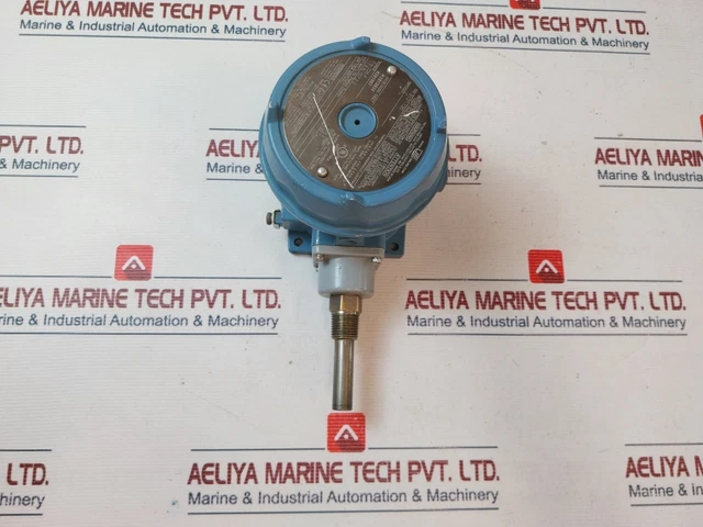 UNITED ELECTRIC CONTROLS B121-120 Temperature Control Switch IP66 0-225 ...