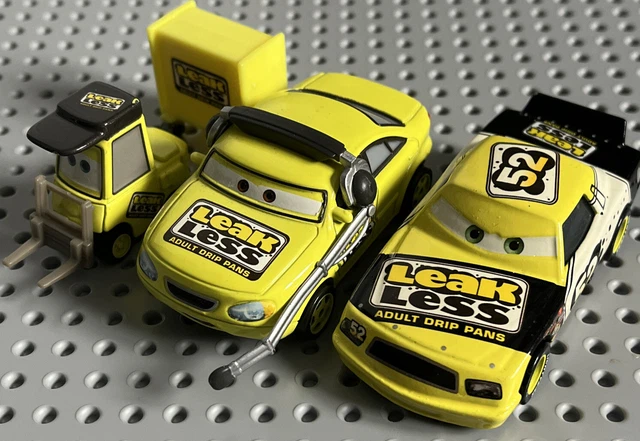 DISNEY PIXAR CARS Leak Less Piston Cup Racer Crew Chief Pitty Bundle ...