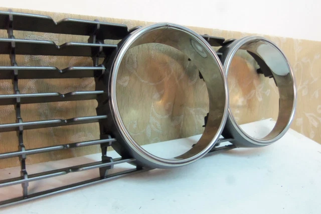 NOS GENUINE TOYOTA トヨタ CORONA Mk2 1974 LH RADIATOR GRILLE # 53103-29075 ...